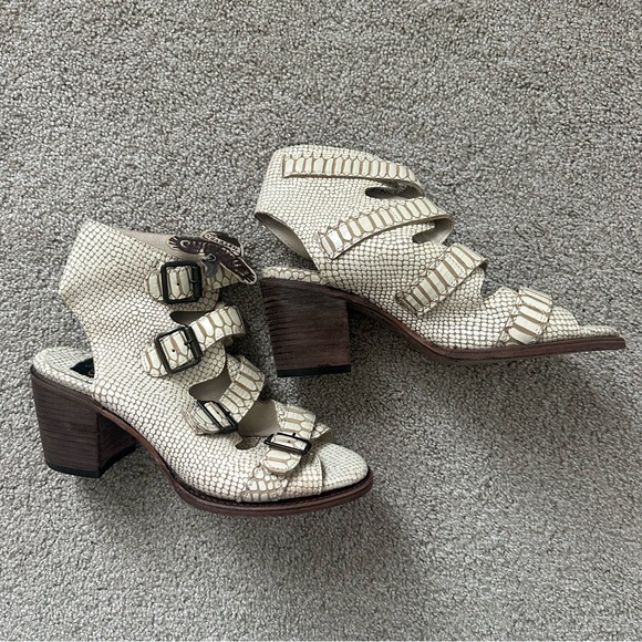 Freebird by Steven | Shoes | Nwt Freebird By Steven Quail White Snake Leather Buckle Booties ...